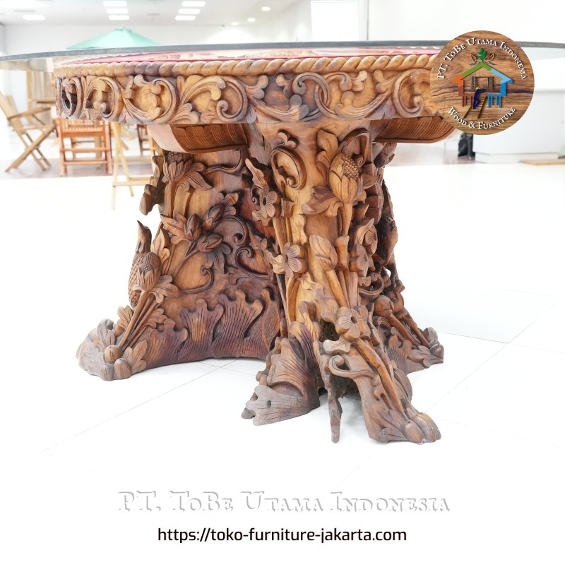 Barang Antik Ukiran Naga Kayu Jati untuk Tahun Naga Kayu