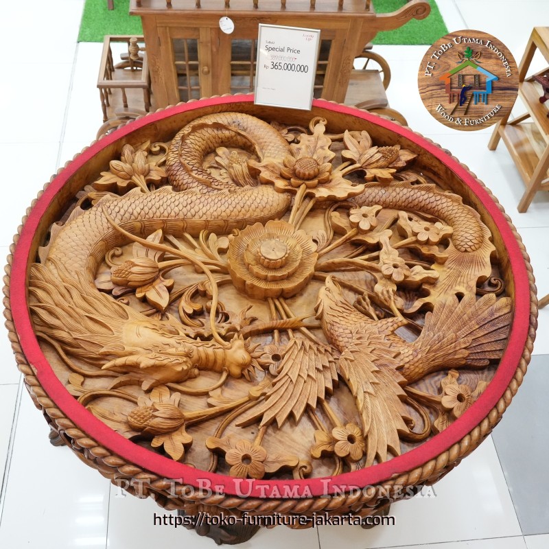 Barang Antik Ukiran Naga Kayu Jati untuk Tahun Naga Kayu