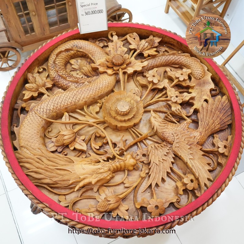Barang Antik Ukiran Naga Kayu Jati untuk Tahun Naga Kayu
