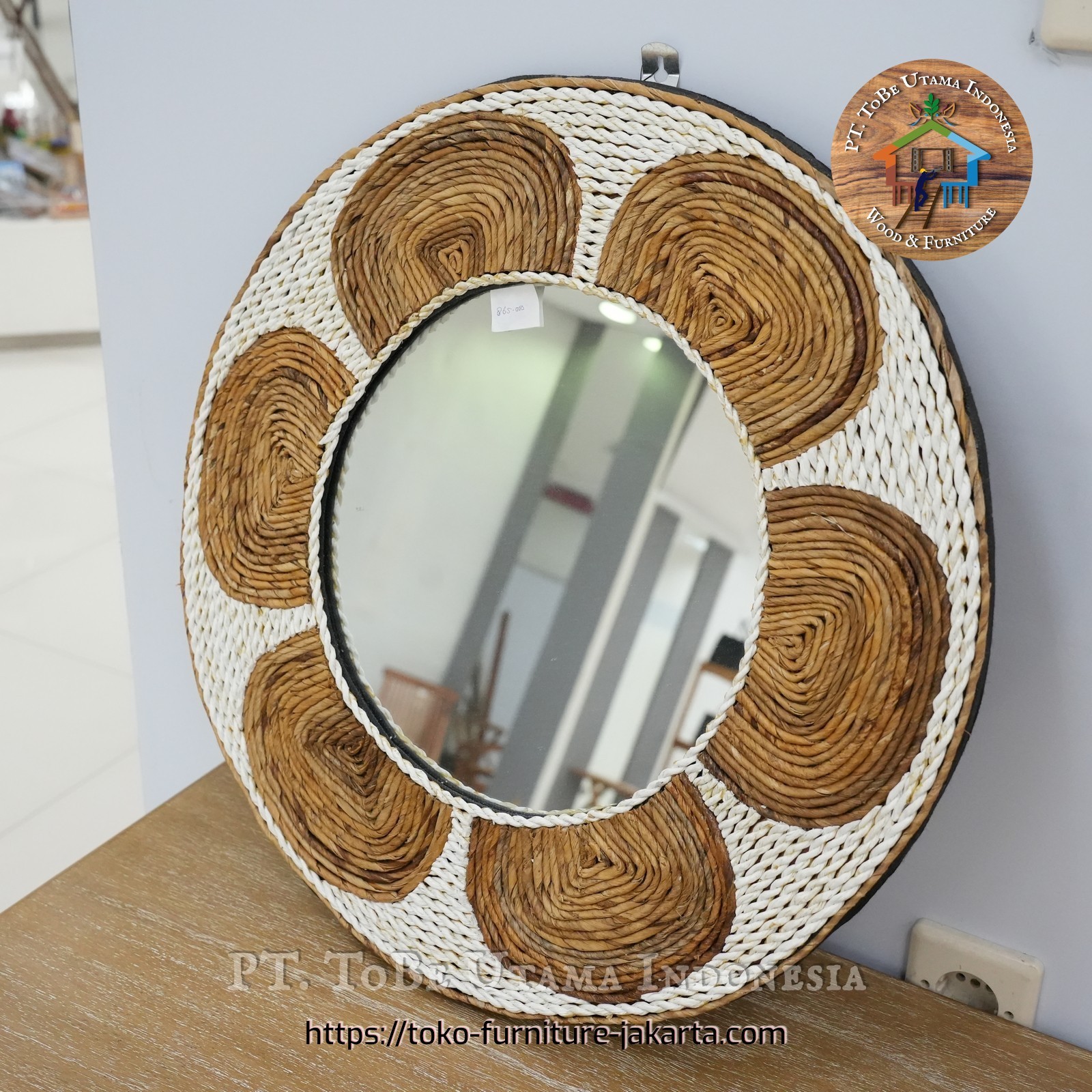 Create a Unique New Room with Pandan Ethnic Mirror