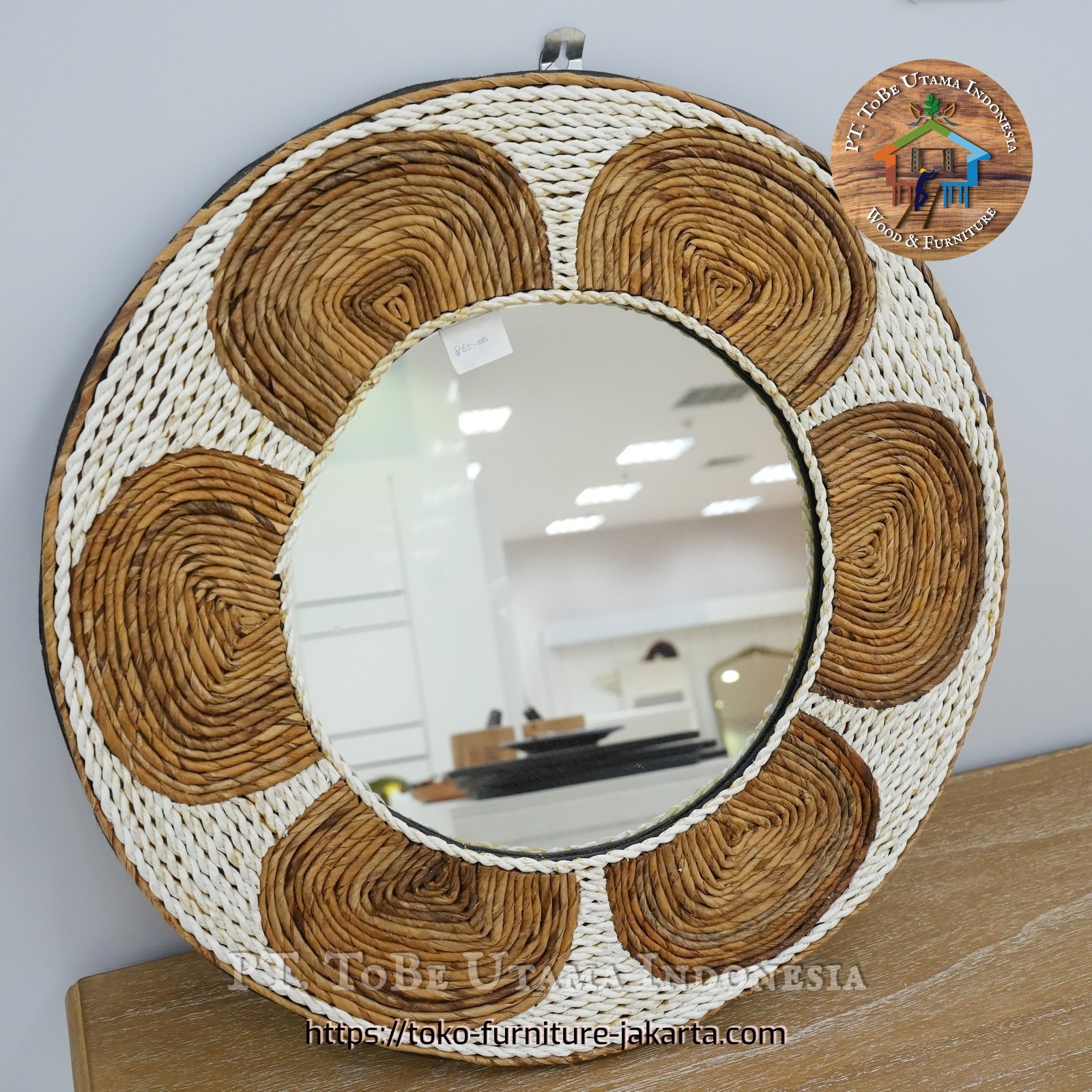 Create a Unique New Room with Pandan Ethnic Mirror