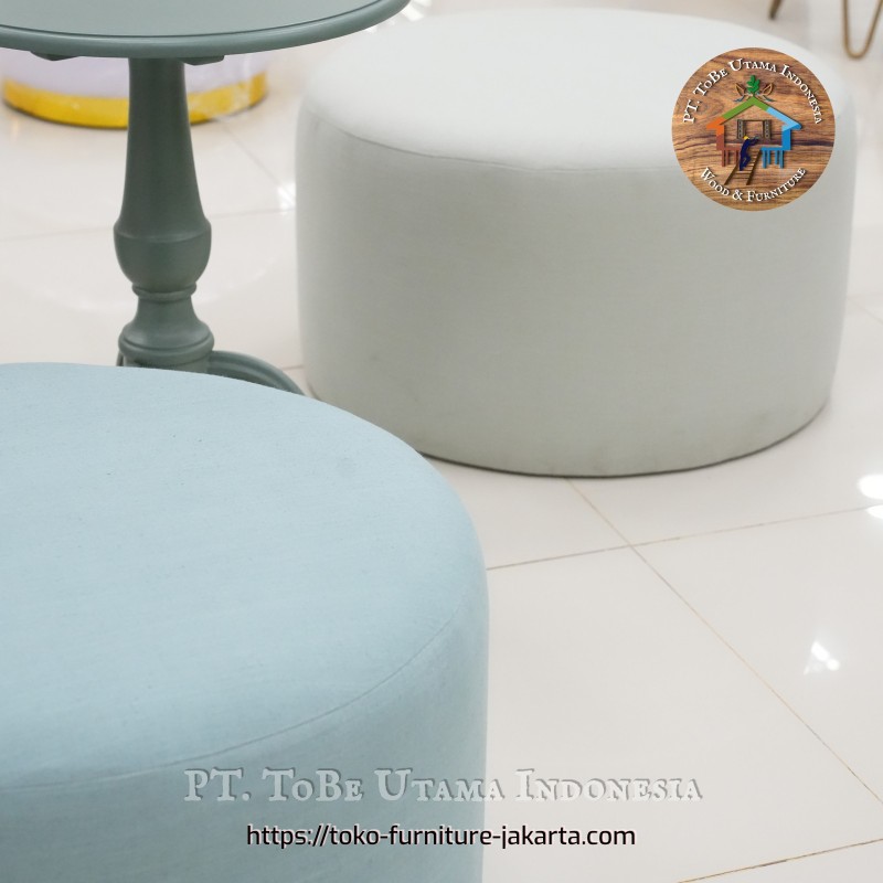 Sofa Bulat Stylish dan Nyaman yang Cocok Di Ruangan Manapun!