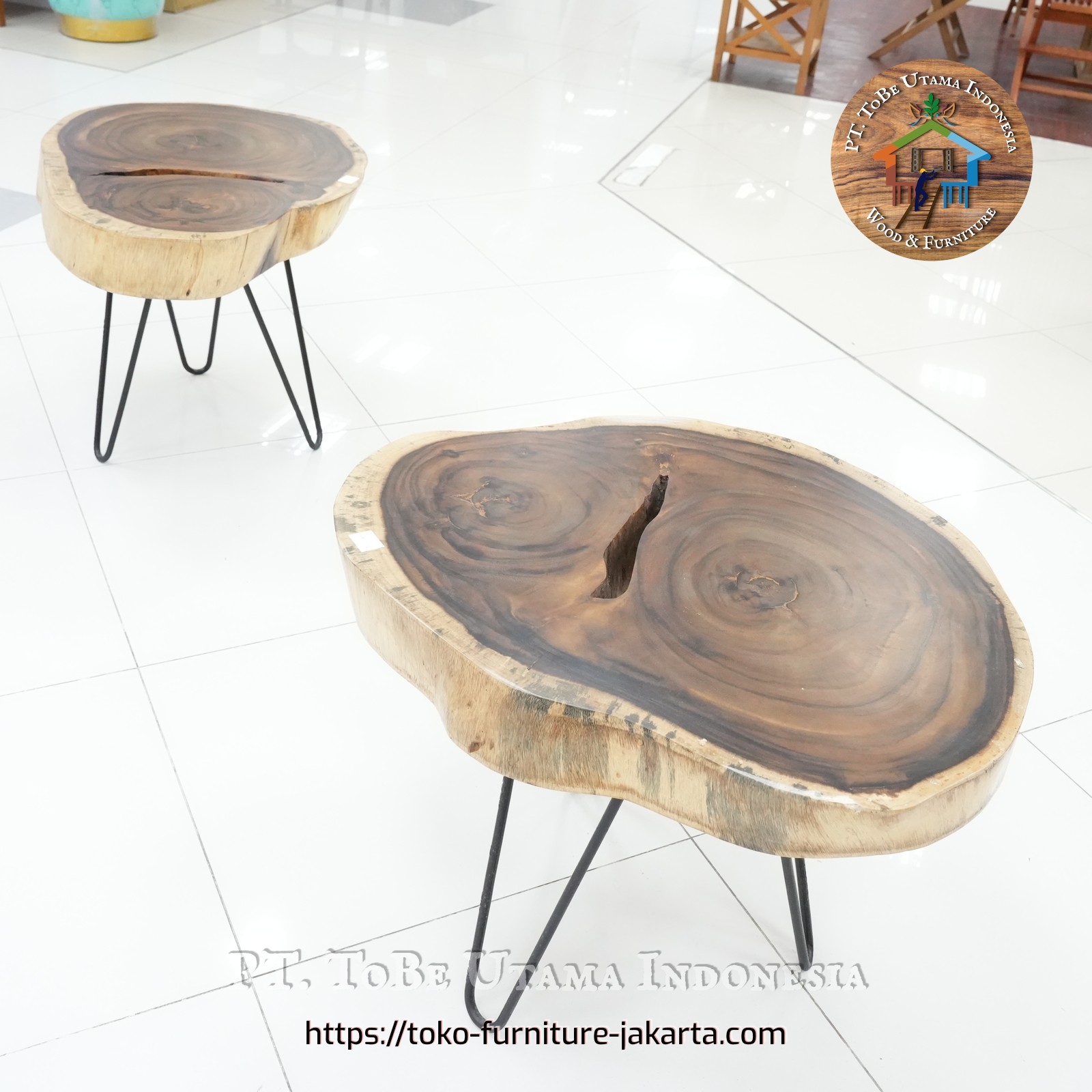 Trembesi Wood Antique Table for Beautiful Home Decorative
