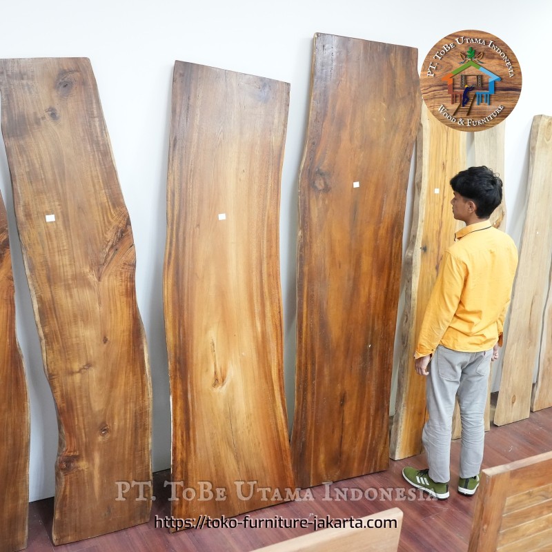 Cara Merubah Dapur dengan Bagian Atas Meja Kayu yang Indah