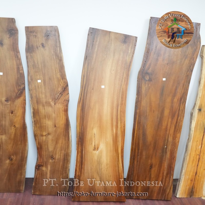 Cara Merubah Dapur dengan Bagian Atas Meja Kayu yang Indah