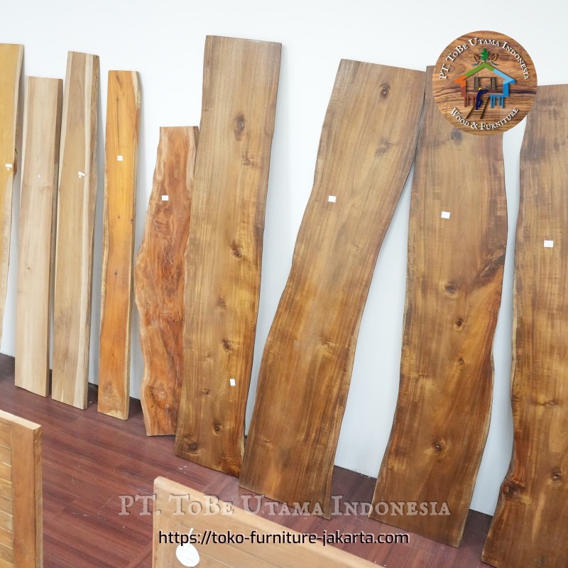 Cara Merubah Dapur dengan Bagian Atas Meja Kayu yang Indah