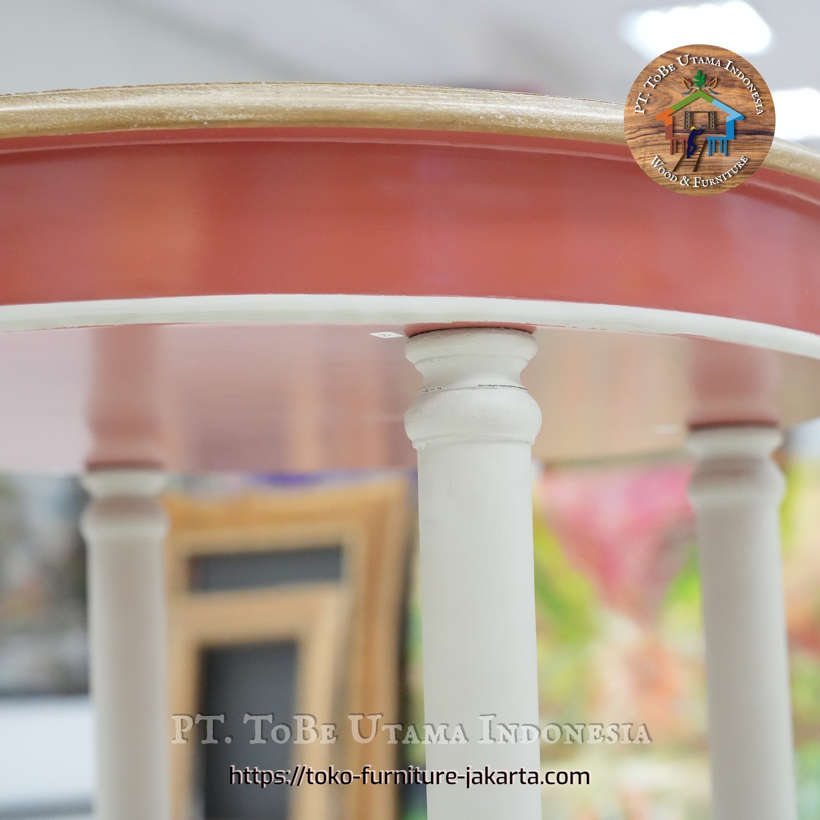 Round Corner Table for Dream Home Living Room