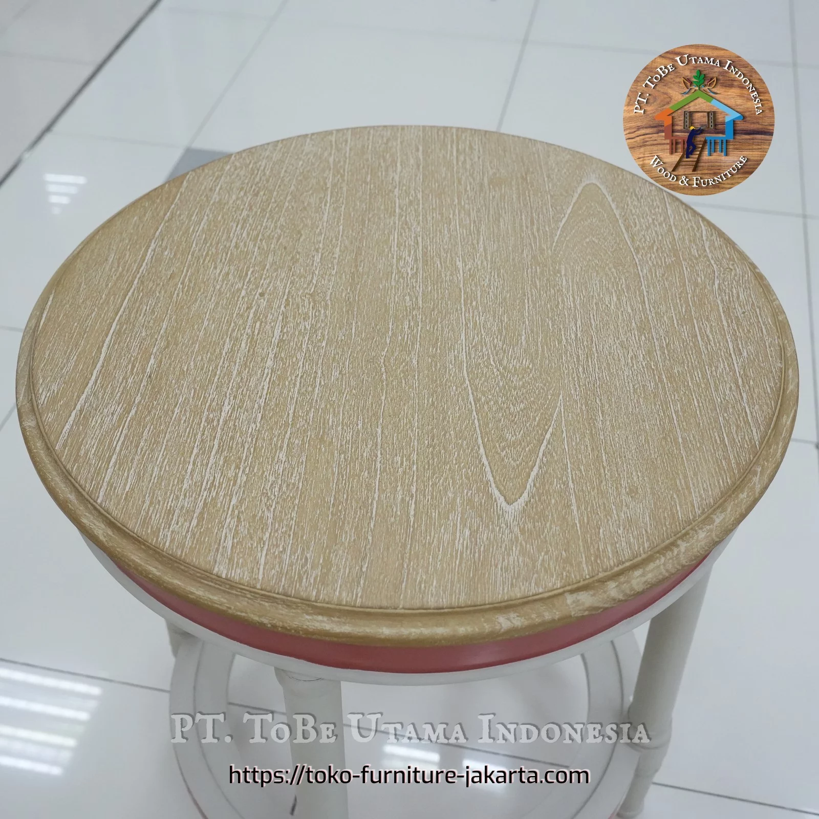Round Corner Table for Dream Home Living Room