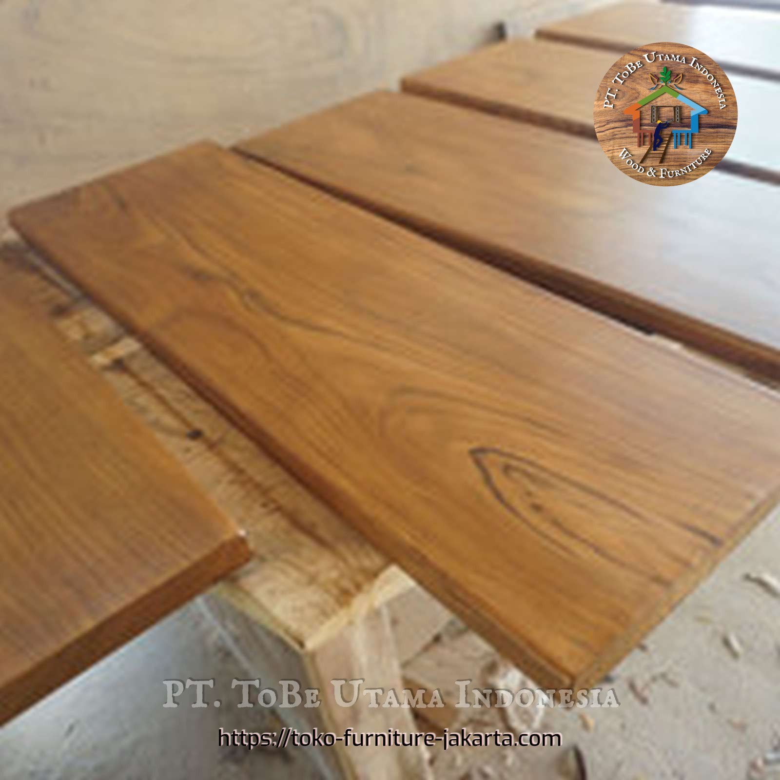 Kayu Jati Tebal 10cm untuk Pembangunan Rumah dan Anak Tangga