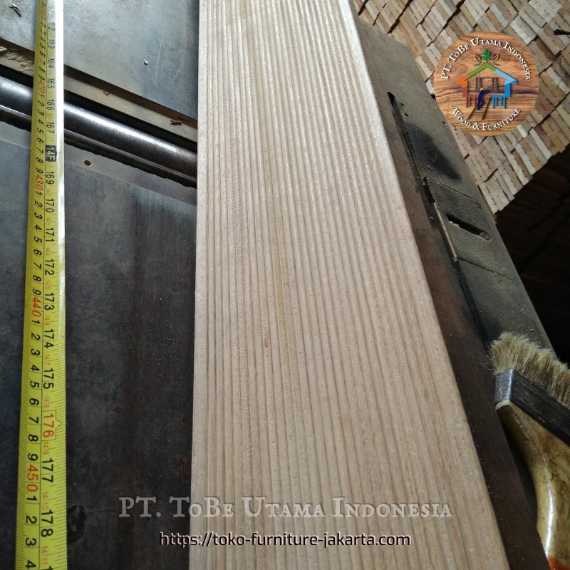 Lantai Decking Kayu Terbuat dari Kayu keras untuk Outdoor