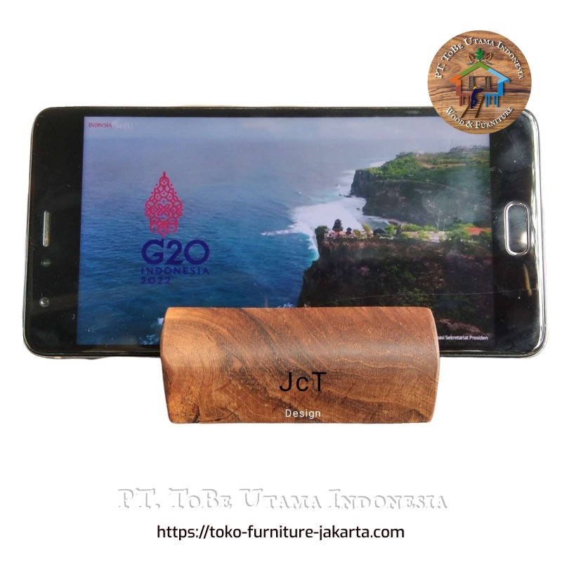 Aksesoris Handphone dari Kayu model Mouse Komputer