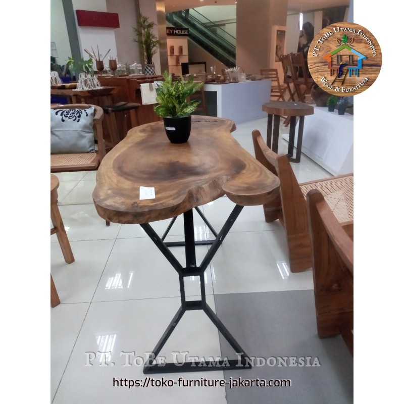 Console Table made from Trembesi Wood for Decoration