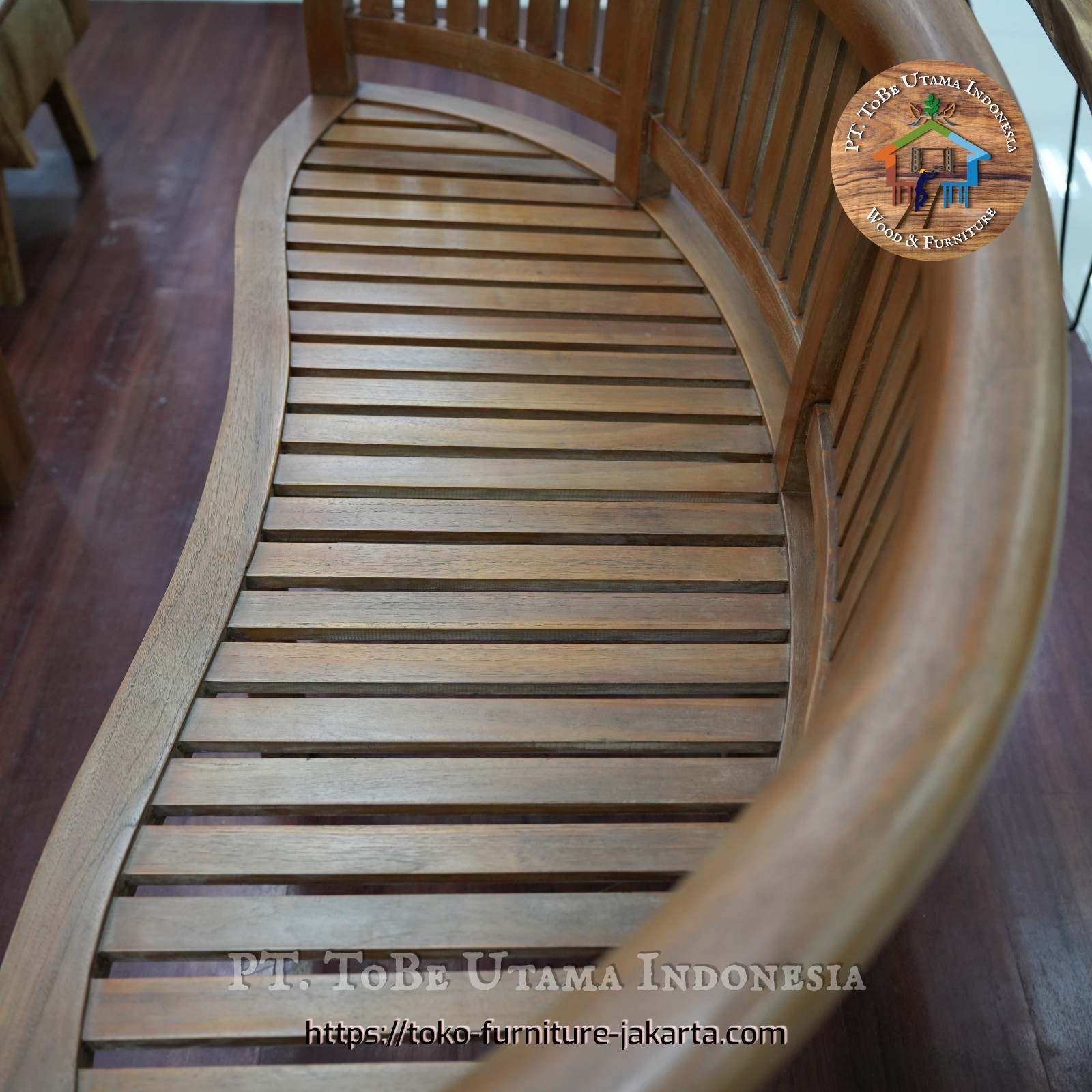 Garden Chair Made of Strong Teak Wood for Outdoor and Patio