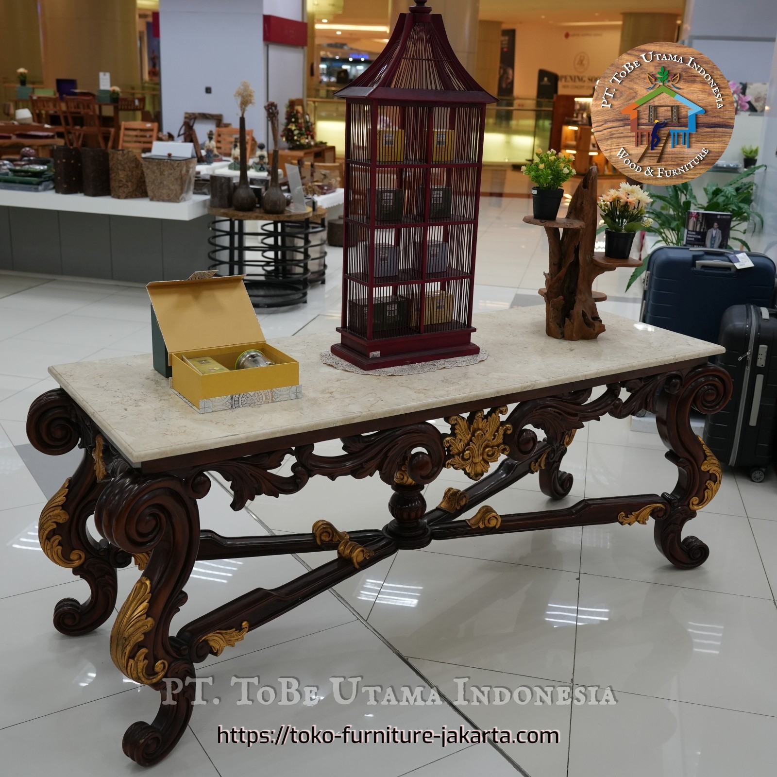 Meja Marmer Klasik Mewah yang akan Membuat Ruangan Elegan