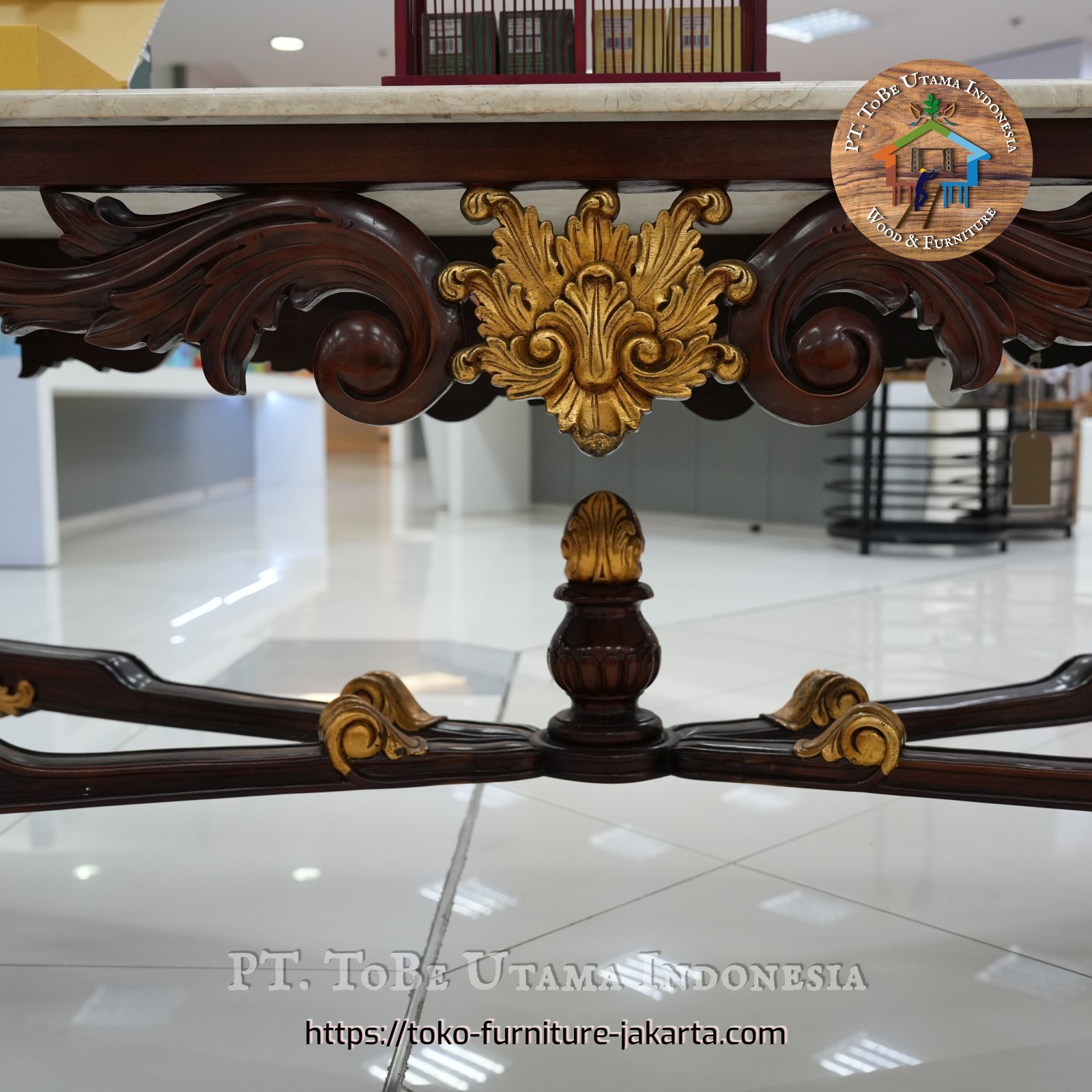 Meja Marmer Klasik Mewah yang akan Membuat Ruangan Elegan